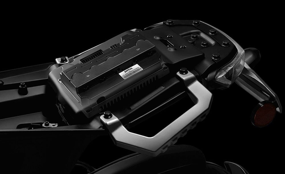 DOOHAN iTank Electric three-wheel Motorcycle | Vancouver e-motorcycle store